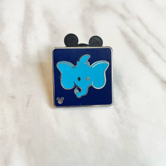 Disney | Jewelry | New Disney Dumbo Pin | Poshmark